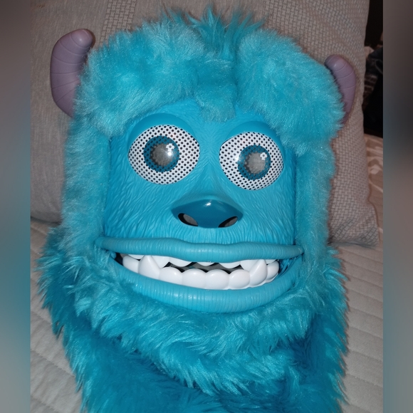 Disney | Toys | Sulley Monsters Mask Moves With Your Face Disney Pixar ...